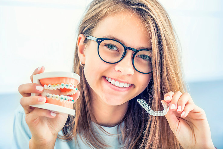 Invisalign vs brackets. ¿Cuál es la mejor opción?